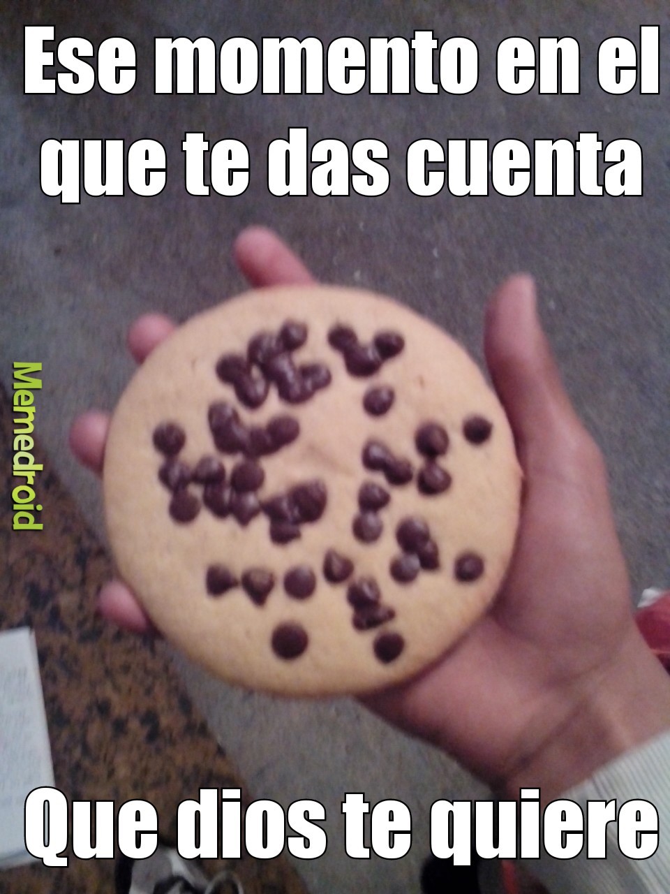 La galleta me la dieron de regalo - Meme by darkomega :) Memedroid
