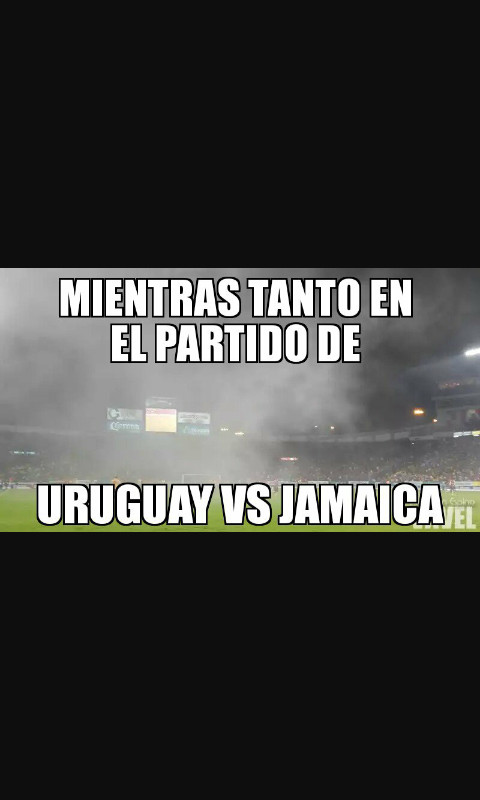 mientrastanto en el partido - Meme subido por danielxv01 :) Memedroid