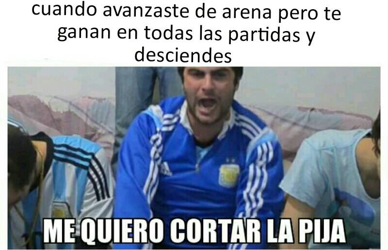 Pos me la corte(aparezco como darkmaurus) - Meme subido por ...