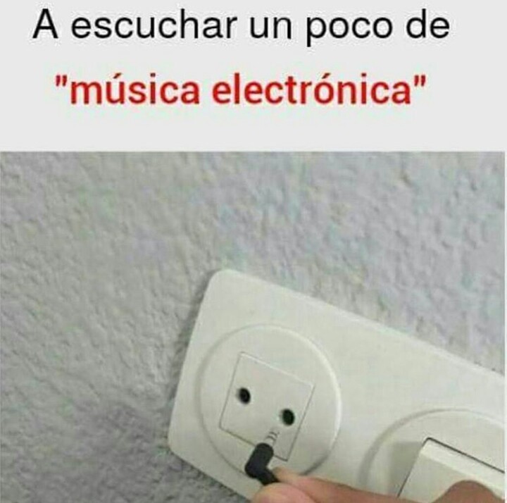 El titulo se fue a escuchar musica - Meme subido por Alicates04 ...