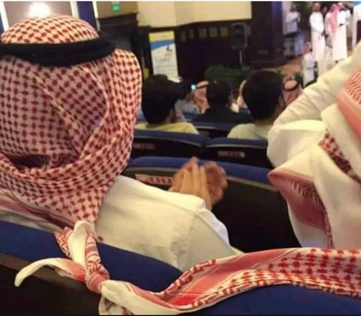 Ojalá no acabe en guerra el mundial por culpa de los latinos bromistas ...