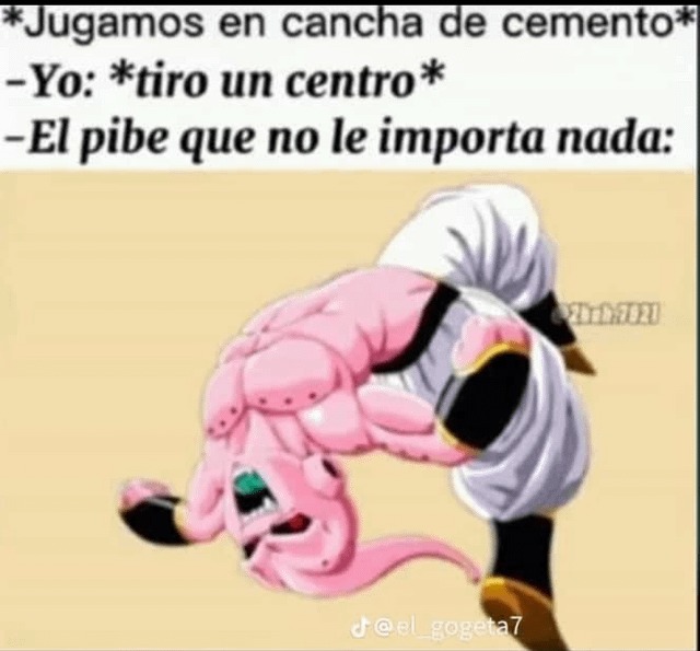 Futbol en la cancha de cemento - Meme subido por lauta_laflauta :) Memedroid