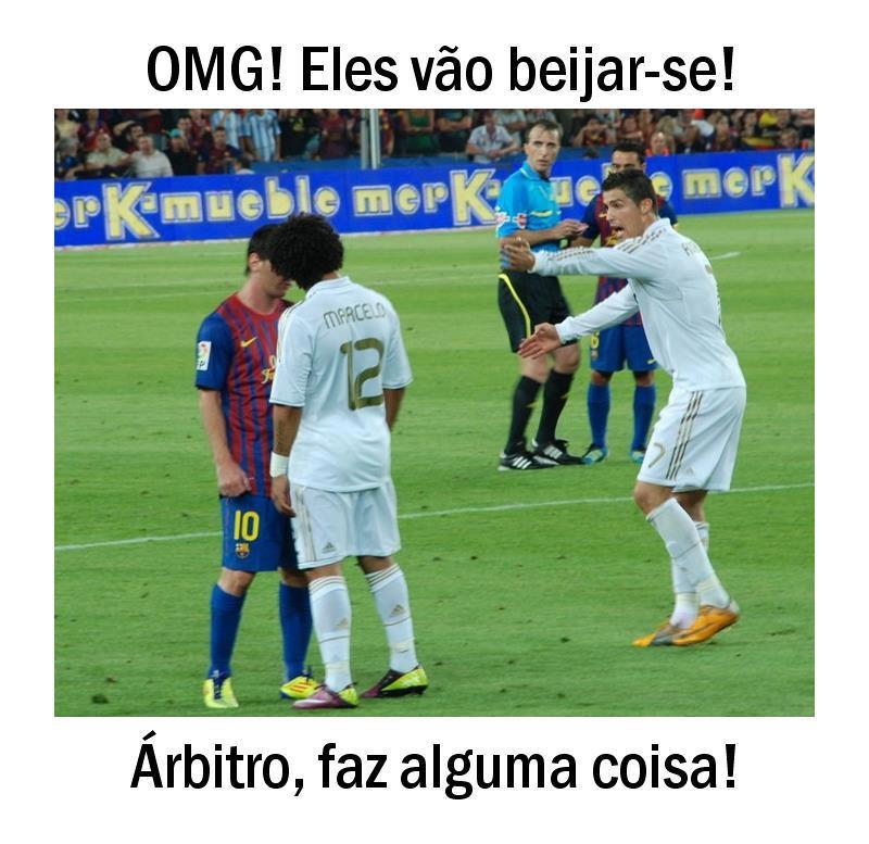 Marcelo fazendo outro "gol contra" - Meme subido por Scraaps :) Memedroid