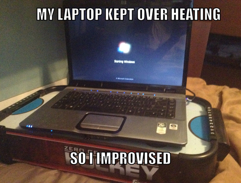 Mini air hockey cooling board - Meme subido por asmallpuppy :) Memedroid