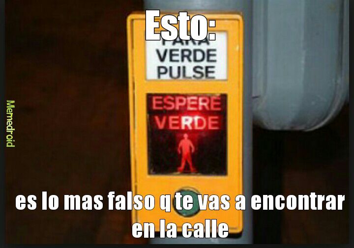 El maldito botón... - Meme subido por pequitastroll :) Memedroid