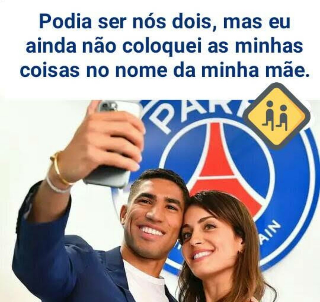 O cara joga bem ate fora de campo - Meme subido por ...